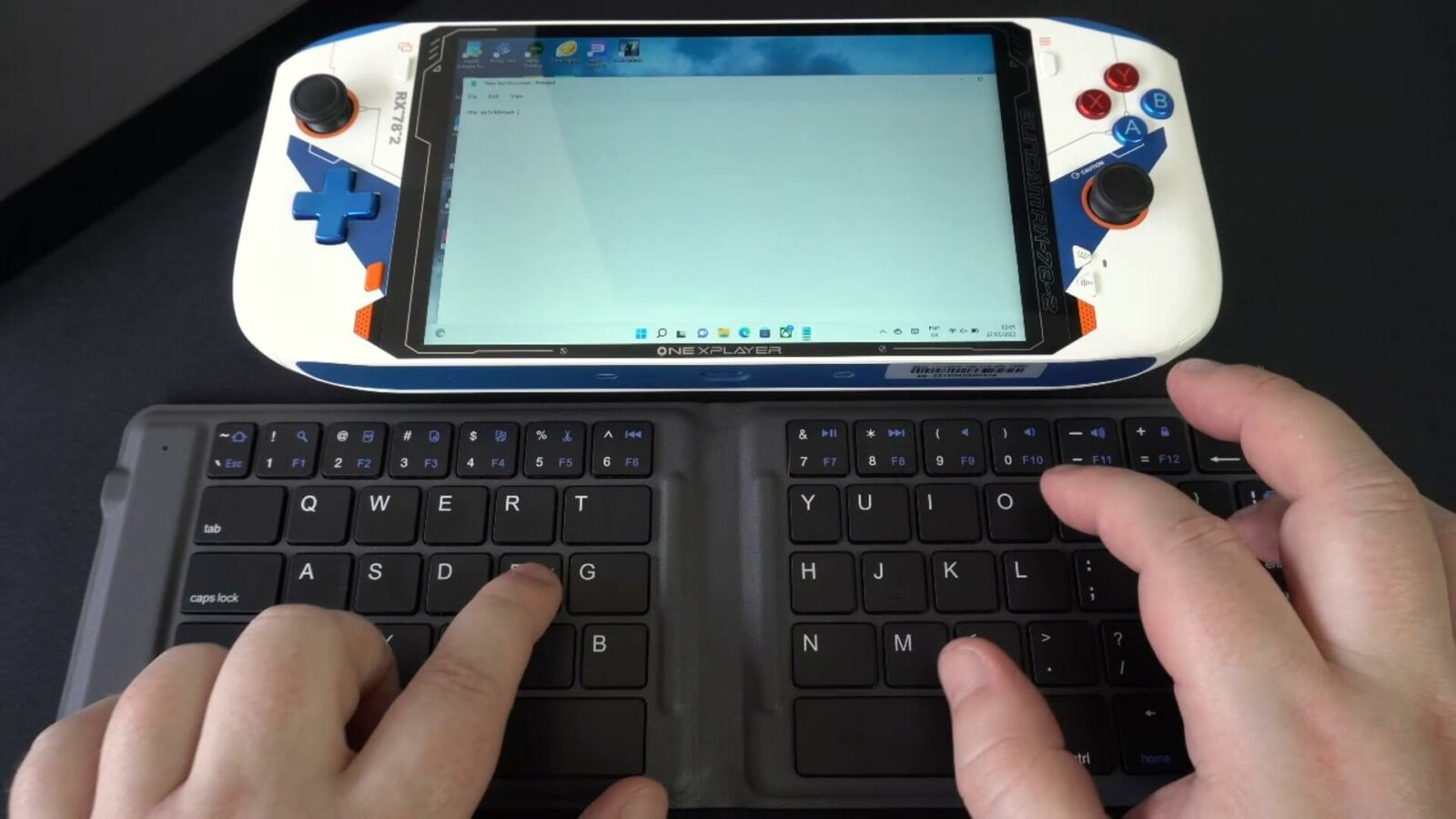 ONEXPLAYER Bluetooth 5.1 Keyboard review with video - DROIX Blogs ...