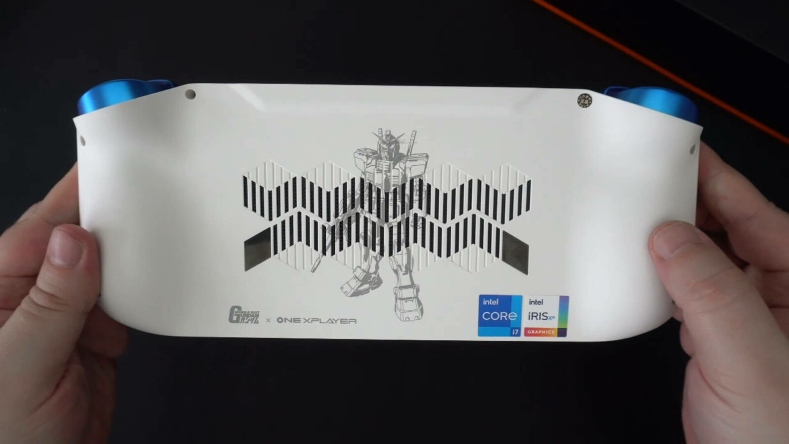 ONEXPLAYER Mini Gundam Review – Intel i7-1260P special edition gaming ...