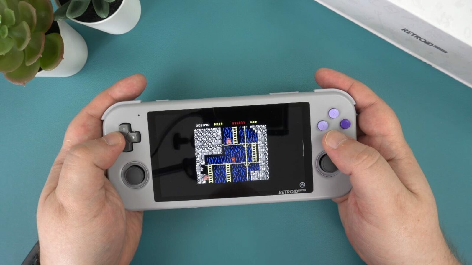 Retroid Pocket 3 Review - Android retro gaming handheld - DroiX Blogs ...