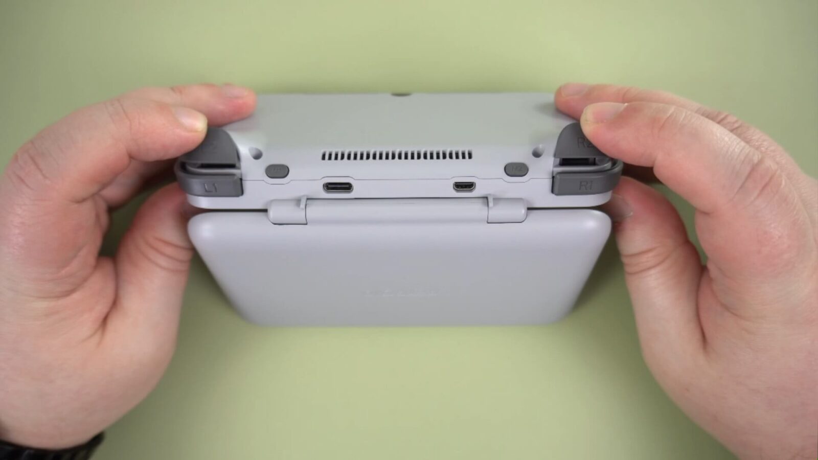 Retroid Pocket Flip Review with video – Awesome Android 11 clamshell ...