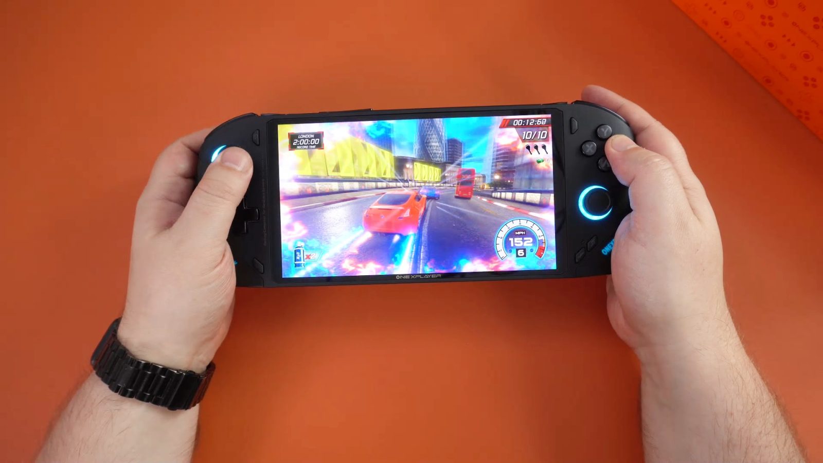 ONEXPLAYER ONEXFLY Review with video – A solid medium sized handheld ...
