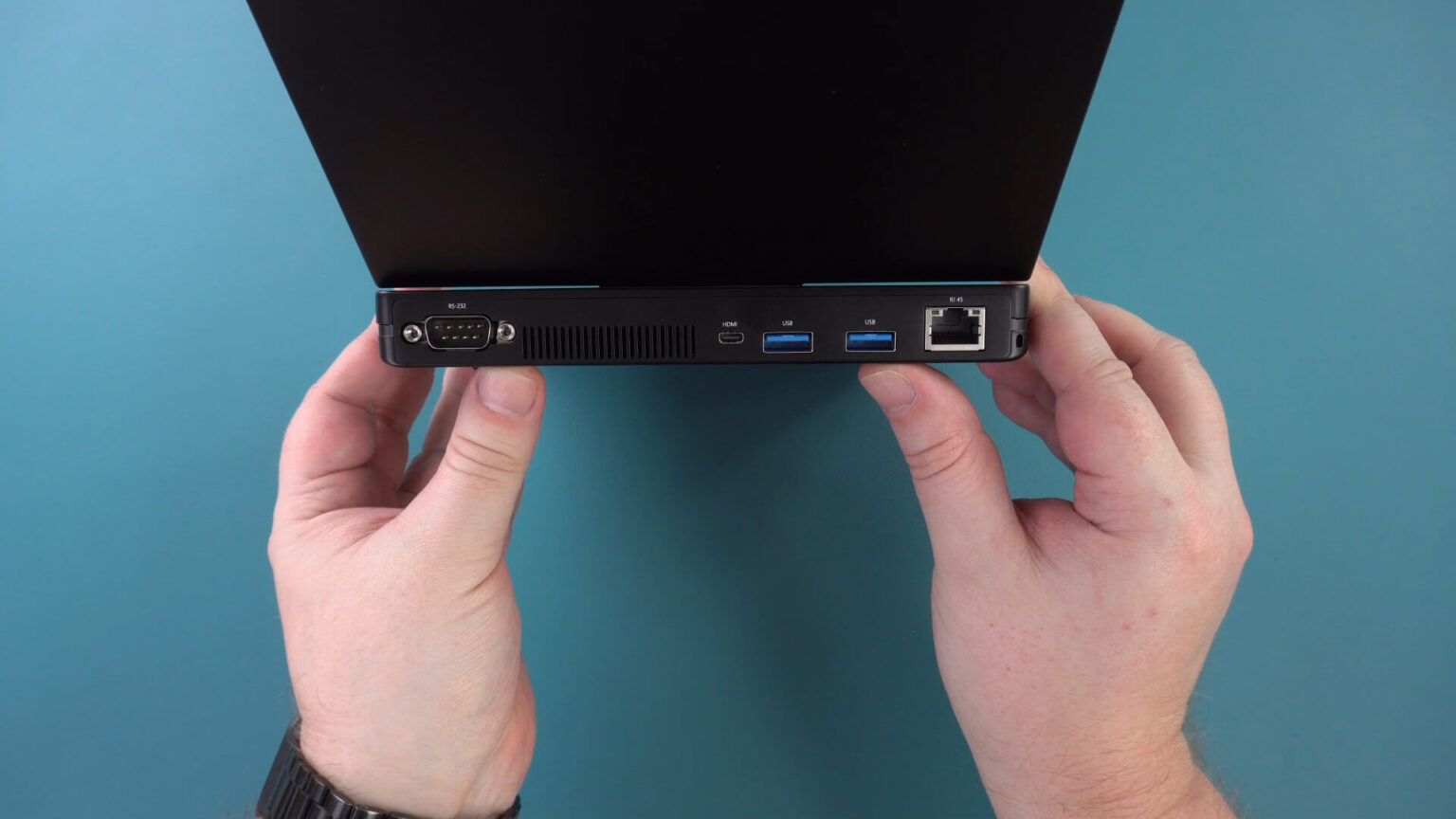 ONE Netbook A1 Pro Review with video – Ultrabook and tablet with a ...