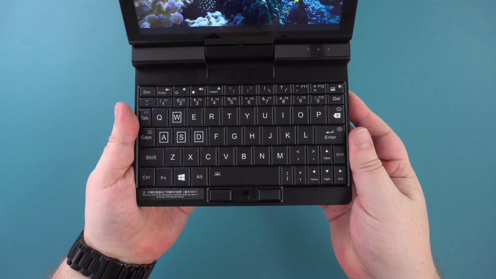 ONE Netbook A1 Pro Review with video – Ultrabook and tablet with a ...