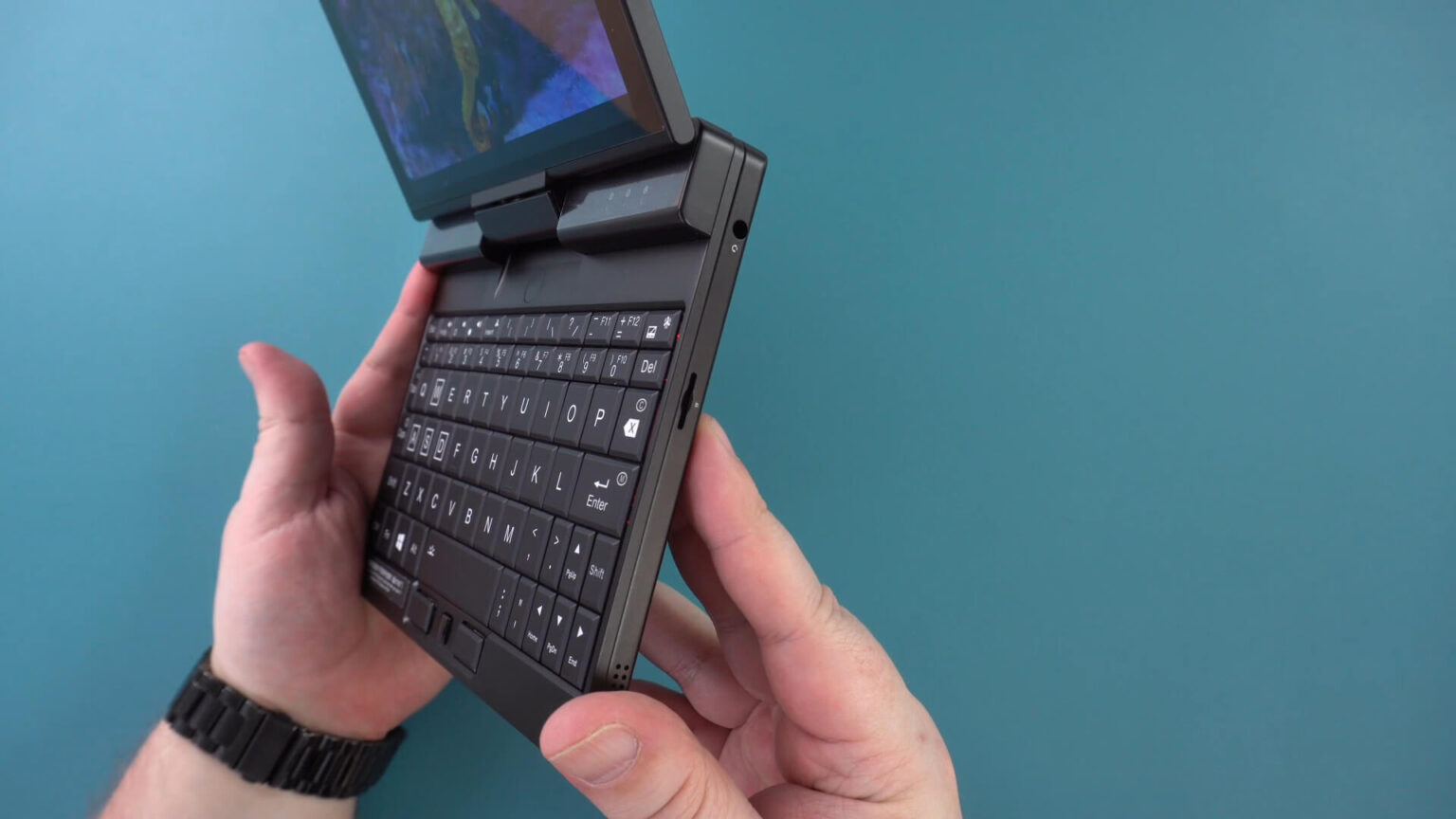 ONE Netbook A1 Pro Review with video – Ultrabook and tablet with a ...