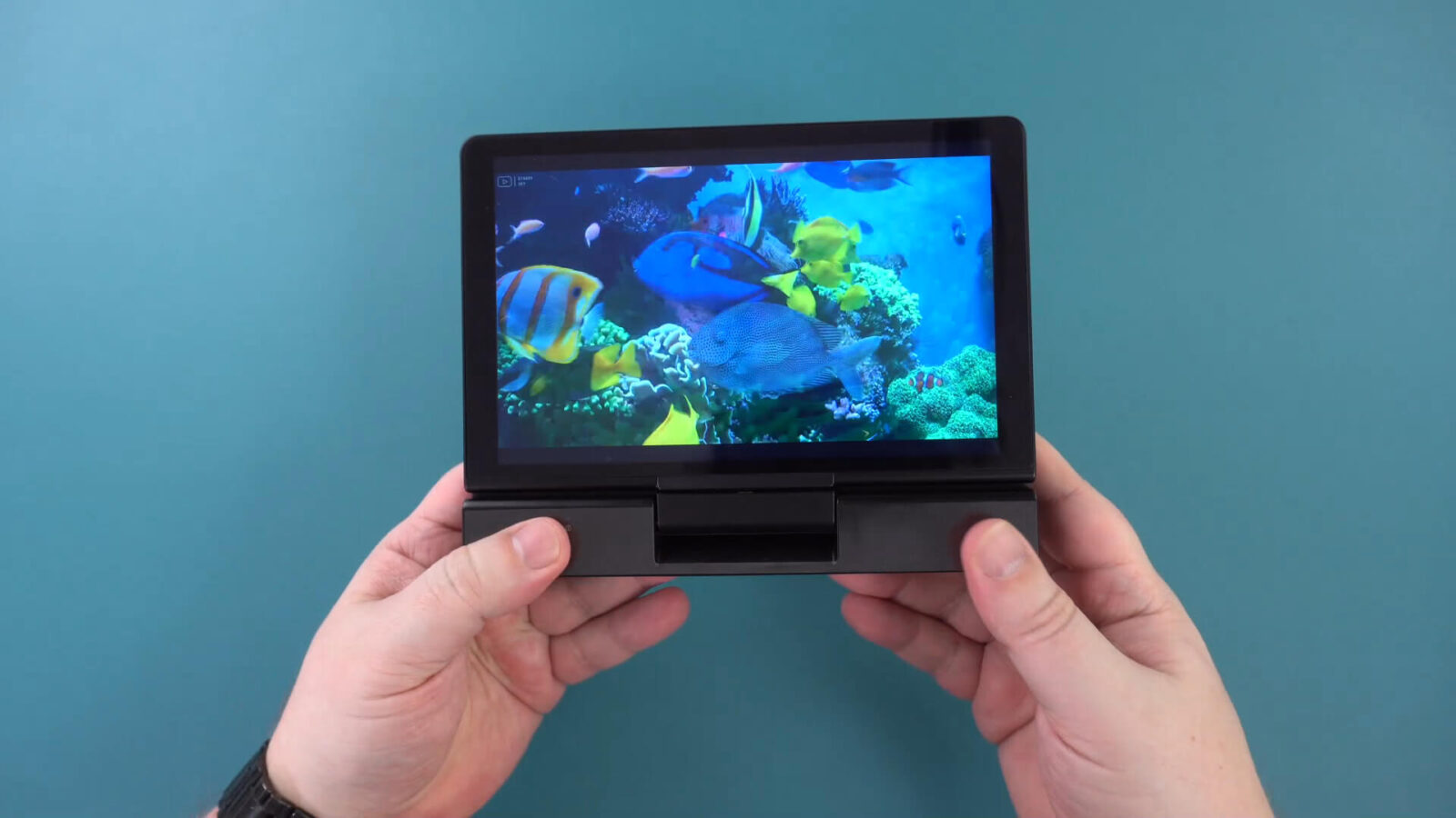 ONE Netbook A1 Pro Review with video – Ultrabook and tablet with a ...