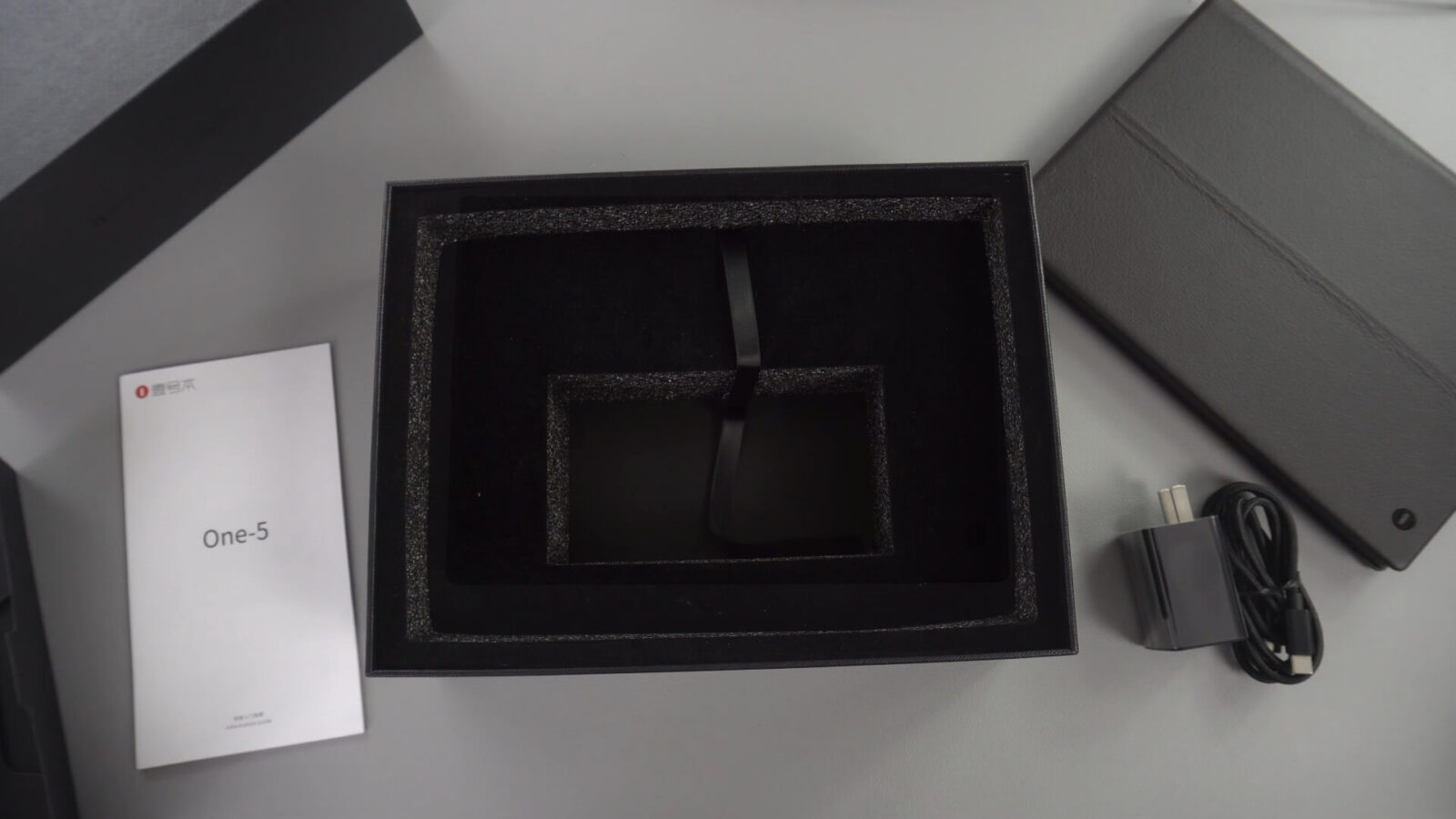 One Netbook 5 Review with video – Interchangeable Mini Laptop & Tablet ...