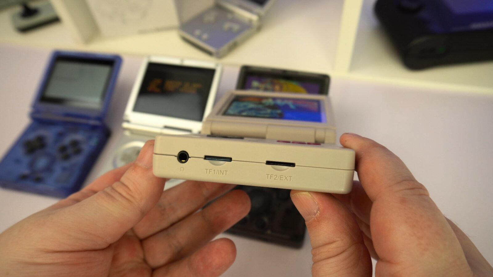 Anbernic RG35XXSP review – A great clamshell retro gaming handheld ...