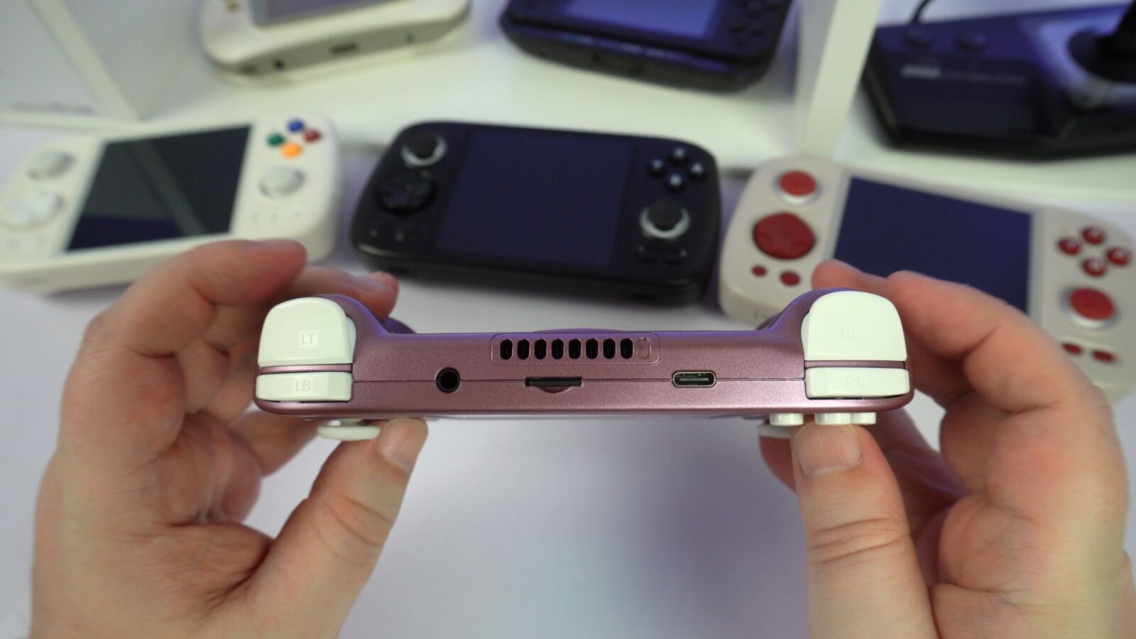 Anbernic RG Cube Review: Tiger T820 CPU Android Gaming Handheld - DROIX ...