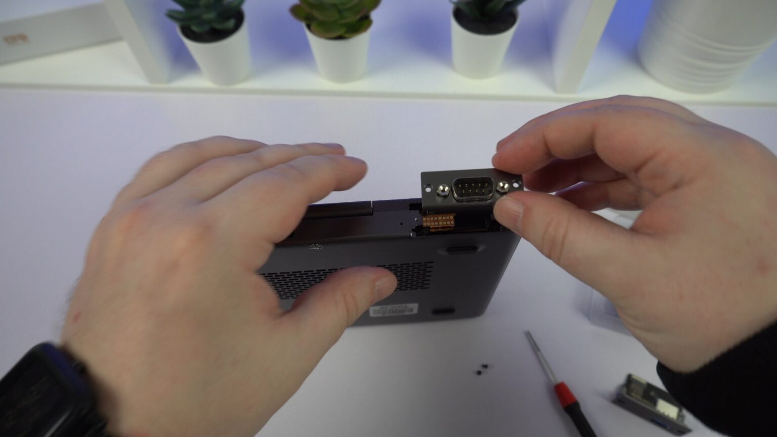 GPD Pocket 3 Review with Intel Pentium Gold 7505 Processor: A mini ...