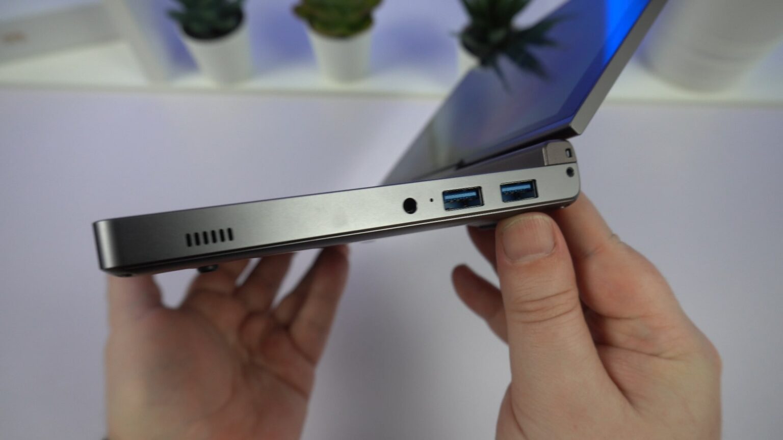 GPD Pocket 3 Review with Intel Pentium Gold 7505 Processor: A mini ...