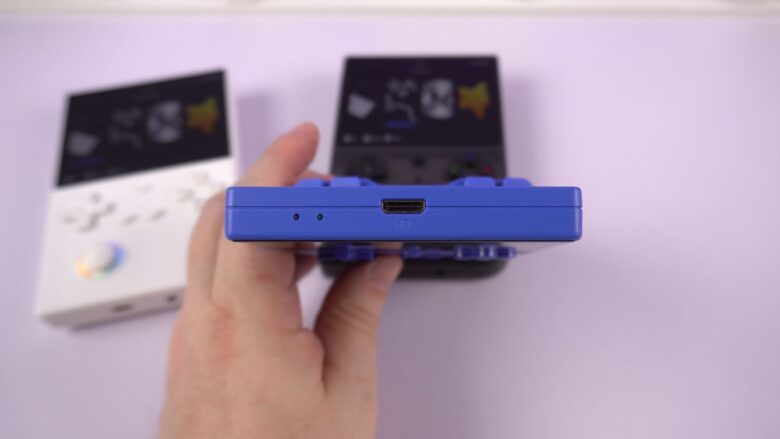 Critique de l'Anbernic RG 40XXV - Incroyable console de jeu rétro avec ...