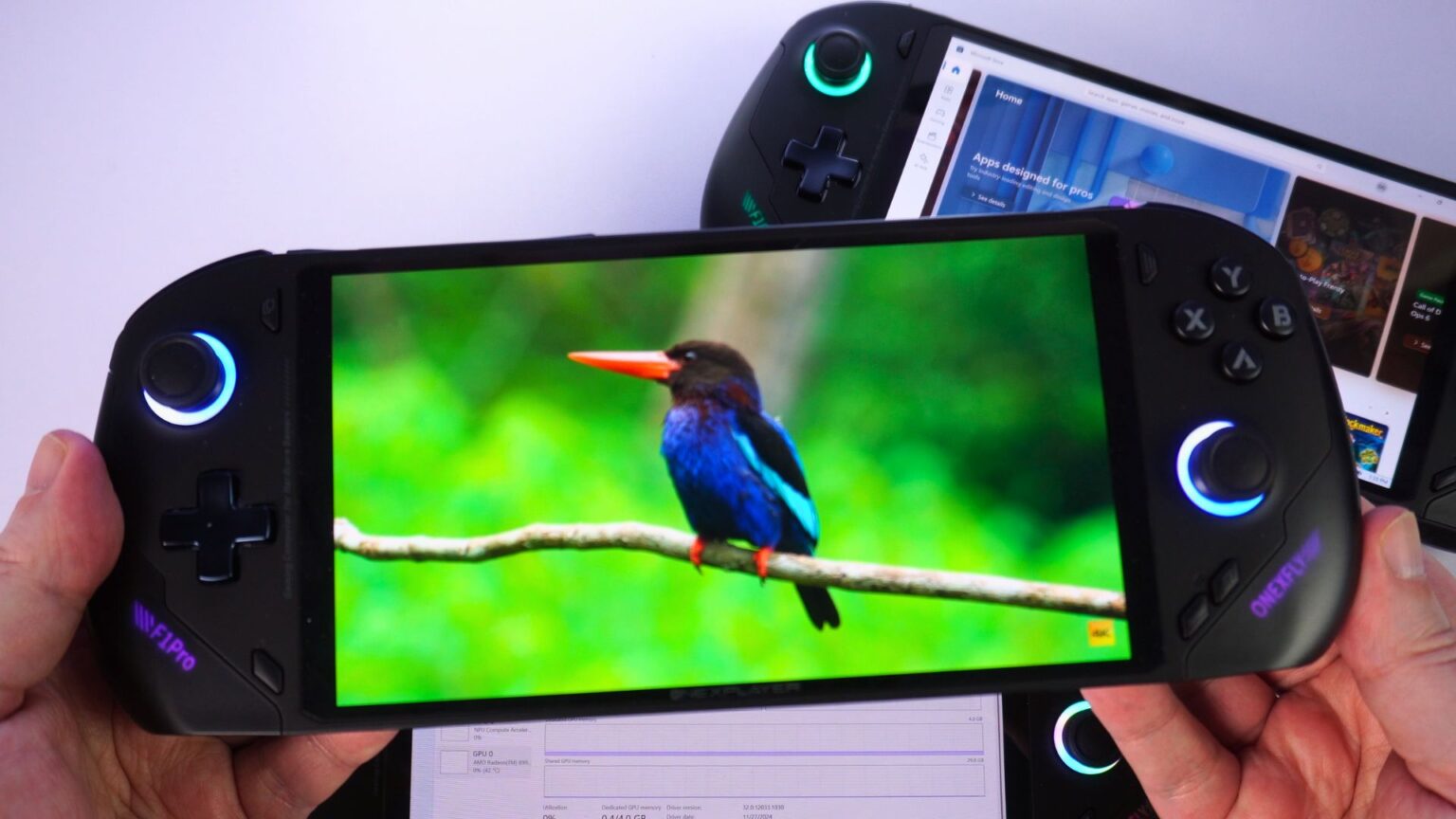 ONEXPLAYER ONEXFLY F1 Pro Review – 8840U, HX 365 & HX 370 powered ...