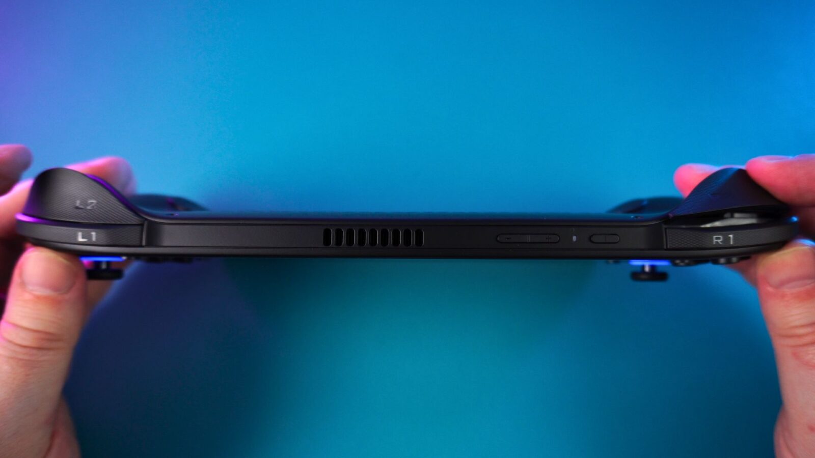 AYN Odin2 Portal Review – Snapdragon 8 powered premium Android gaming ...