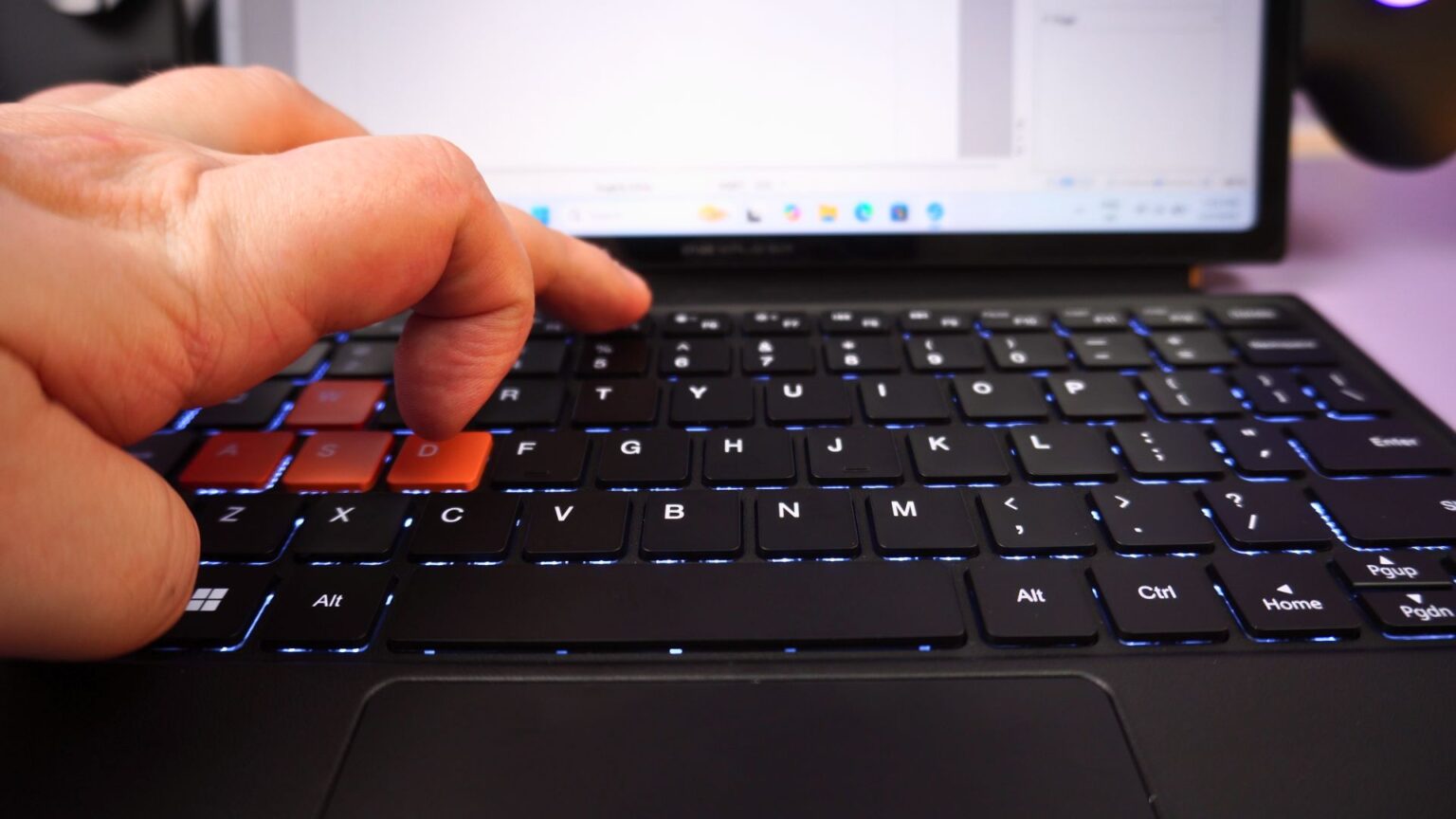 ONEXPLAYER X1 Pro Review – The Ultimate 3-in-1 Powerhouse for Work ...