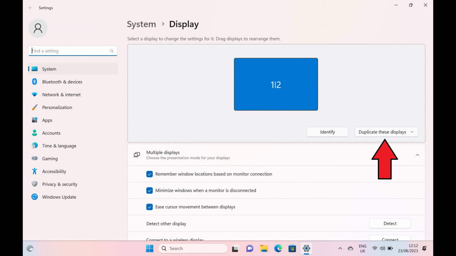 Changing how the displays are outputting