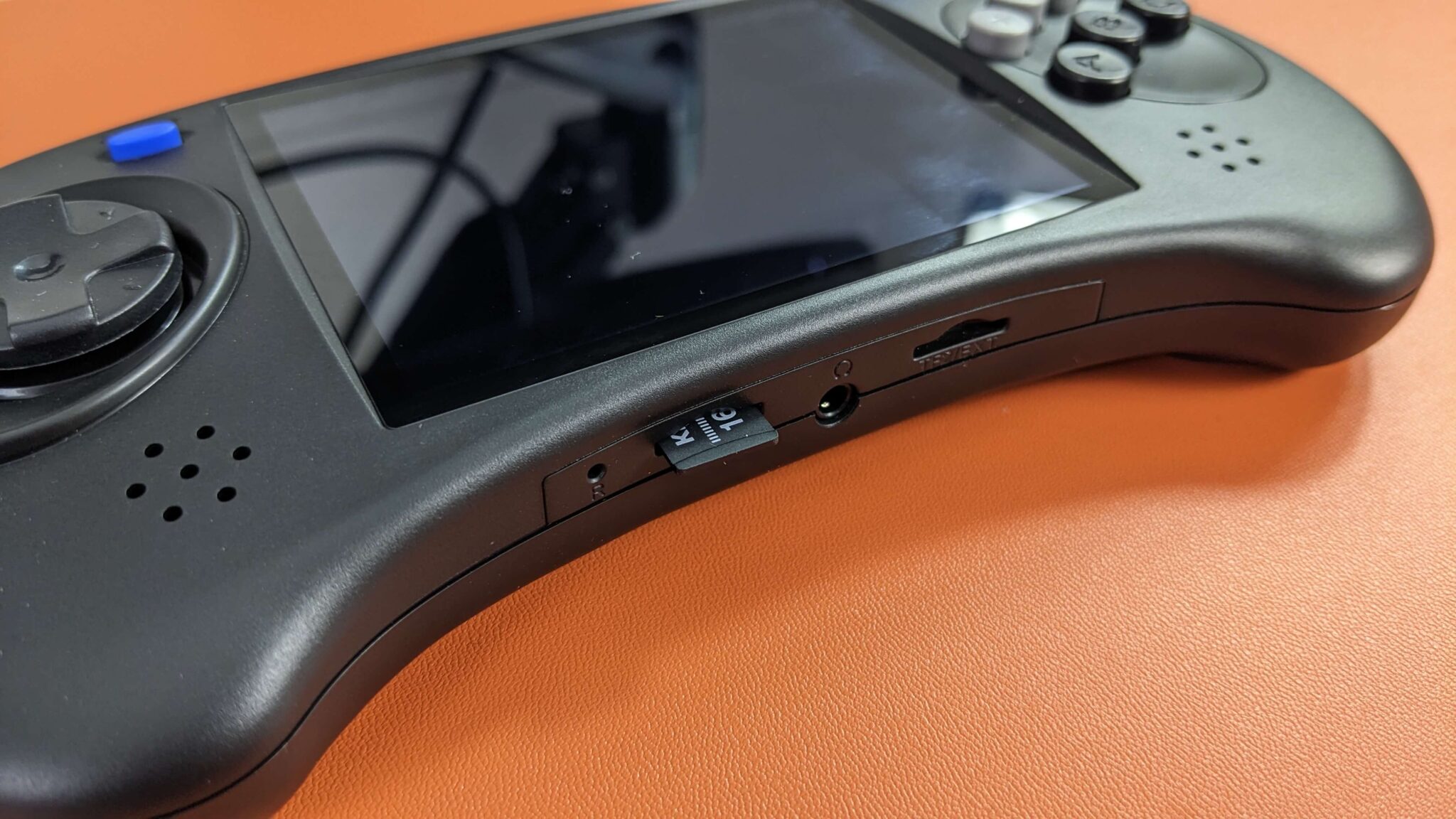 How to Install & Setup GammaOS on the Anbernic RG ARC-D • DroiX Knowledge Base - Tutorials for ...